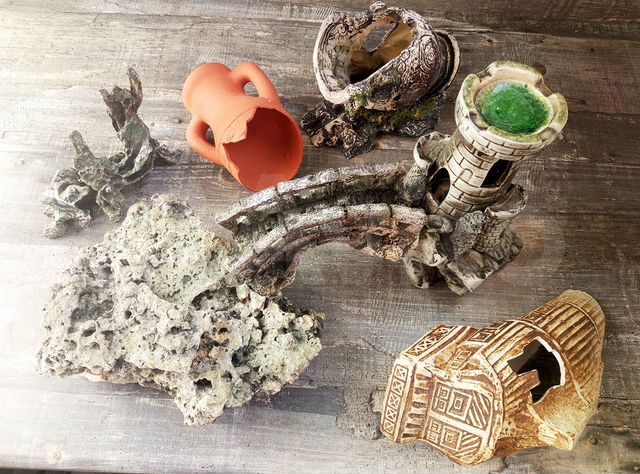 Декор, гроты для аквариума